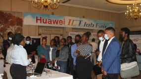 Huawei lance "Seeds of the future 2022" au Zimbabwe