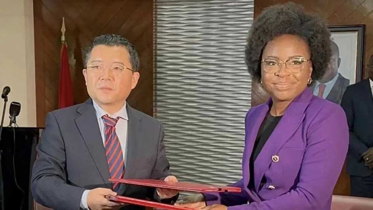 La Chine met 249 millions $ pour un réseau à haut débit en Angola